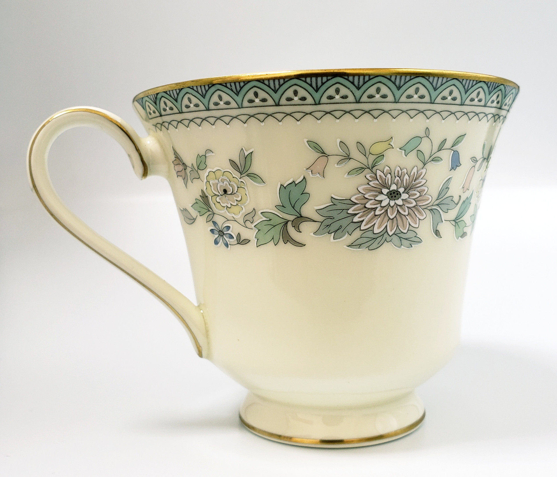 Bordeaux Minton Royal Doulton - Footed Cup - Annie Rooster's Sally Ann ...