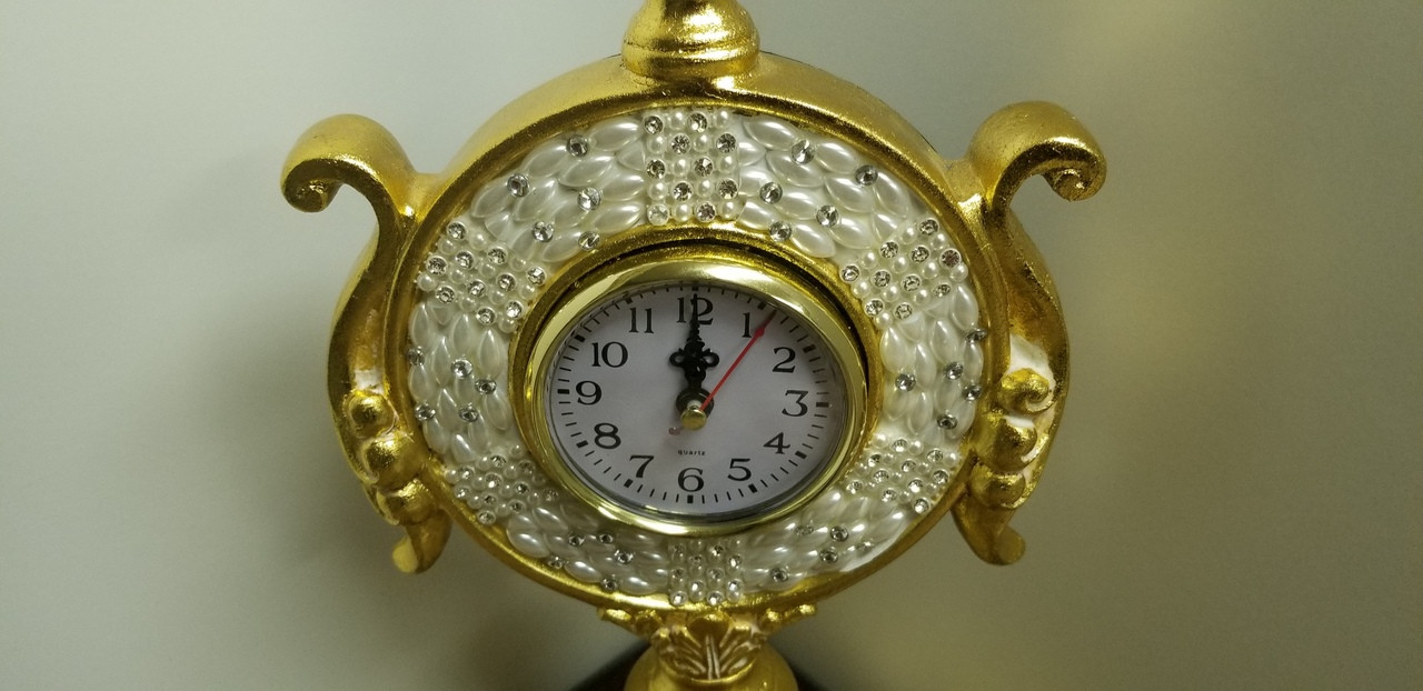 Beautiful Faux Pearl "Aurora" Clock (Quartz) - Annie Rooster's Sally ...