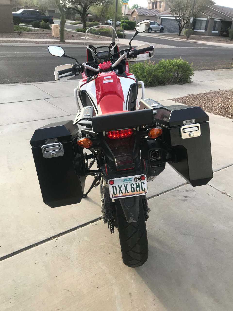 X8 PANNIERS