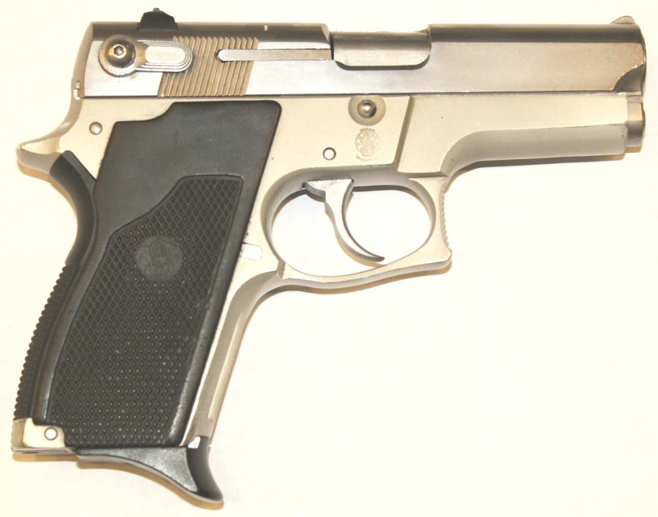 Smith & Wesson Model 669 - 9mm - Used