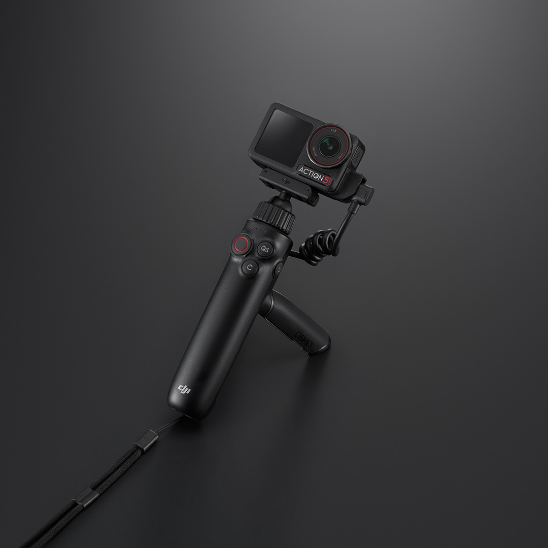 DJI Osmo Action Multifunctional Charging Handle - Broadway Camera