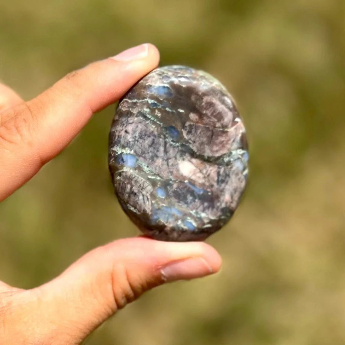 Que Sera Worry Stone | New Moon Beginnings