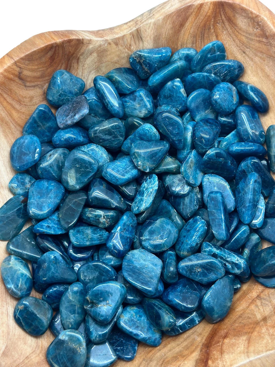 Blue Apatite Healing Crystals, Stones & Jewelry | New Moon Beginnings