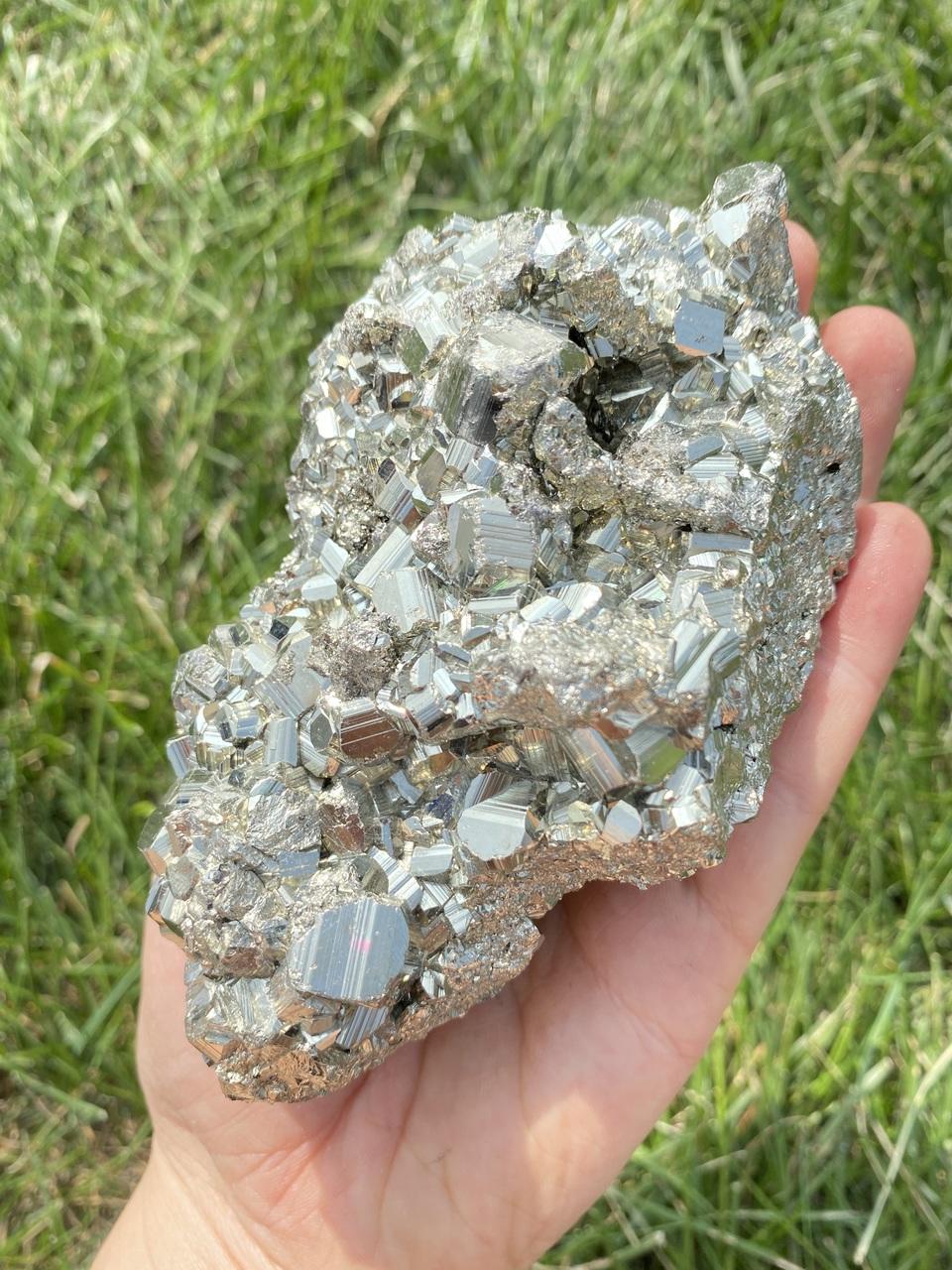 pyrite rough stone