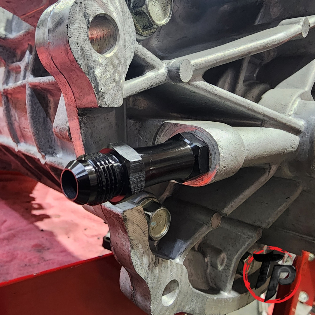 TR6060 Transmission Cooler Pump Extension AN Fitting Adapter