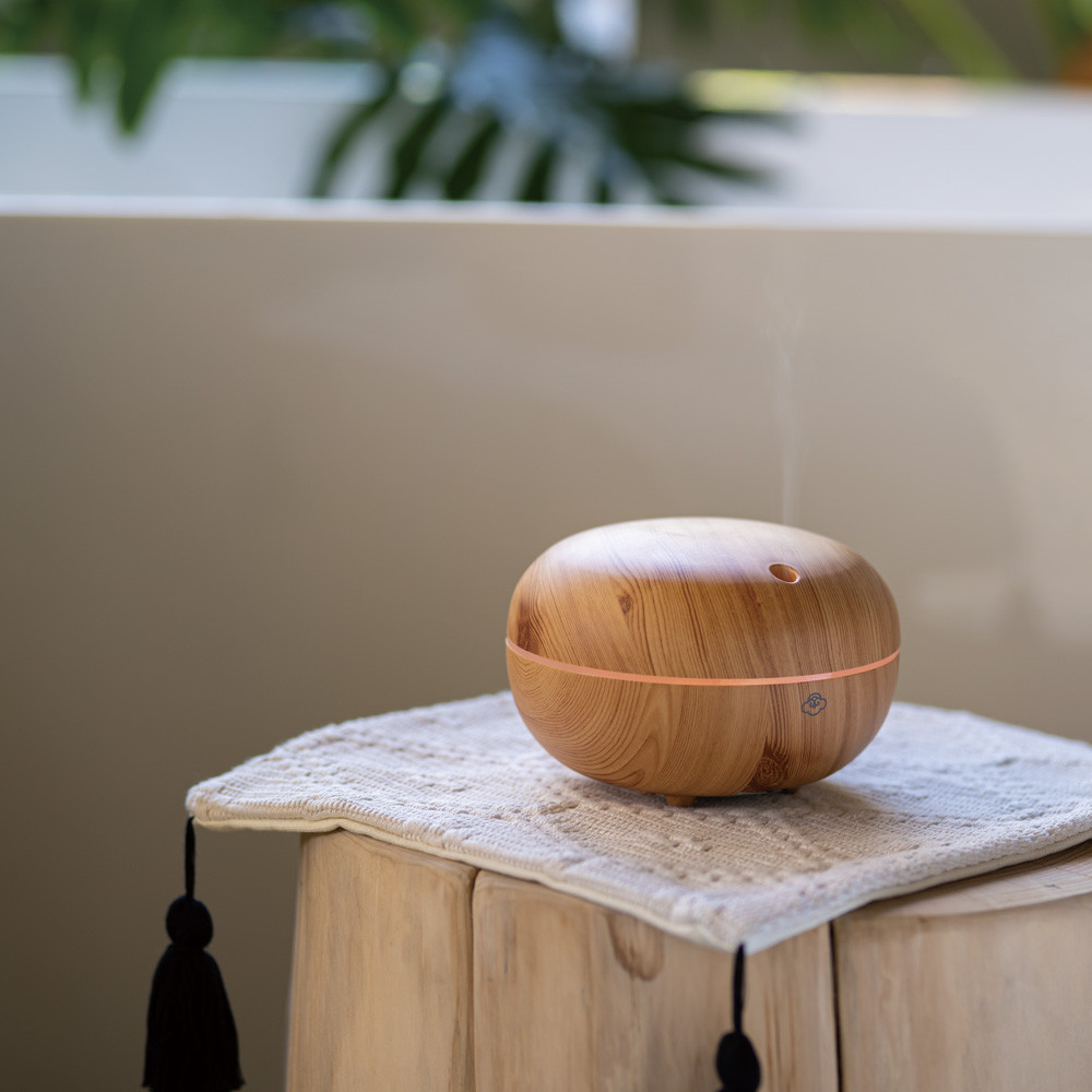 Macaron Light Wood Ultrasonic Aroma Diffuser
