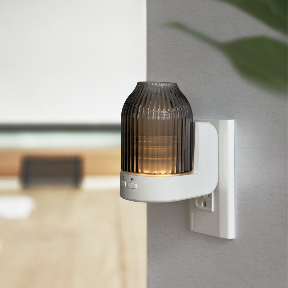 Fountain Grey Glass Essential Oil Wall-Plug