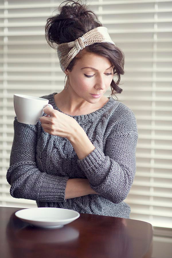 Almond Latte Knitted Mitten Pattern