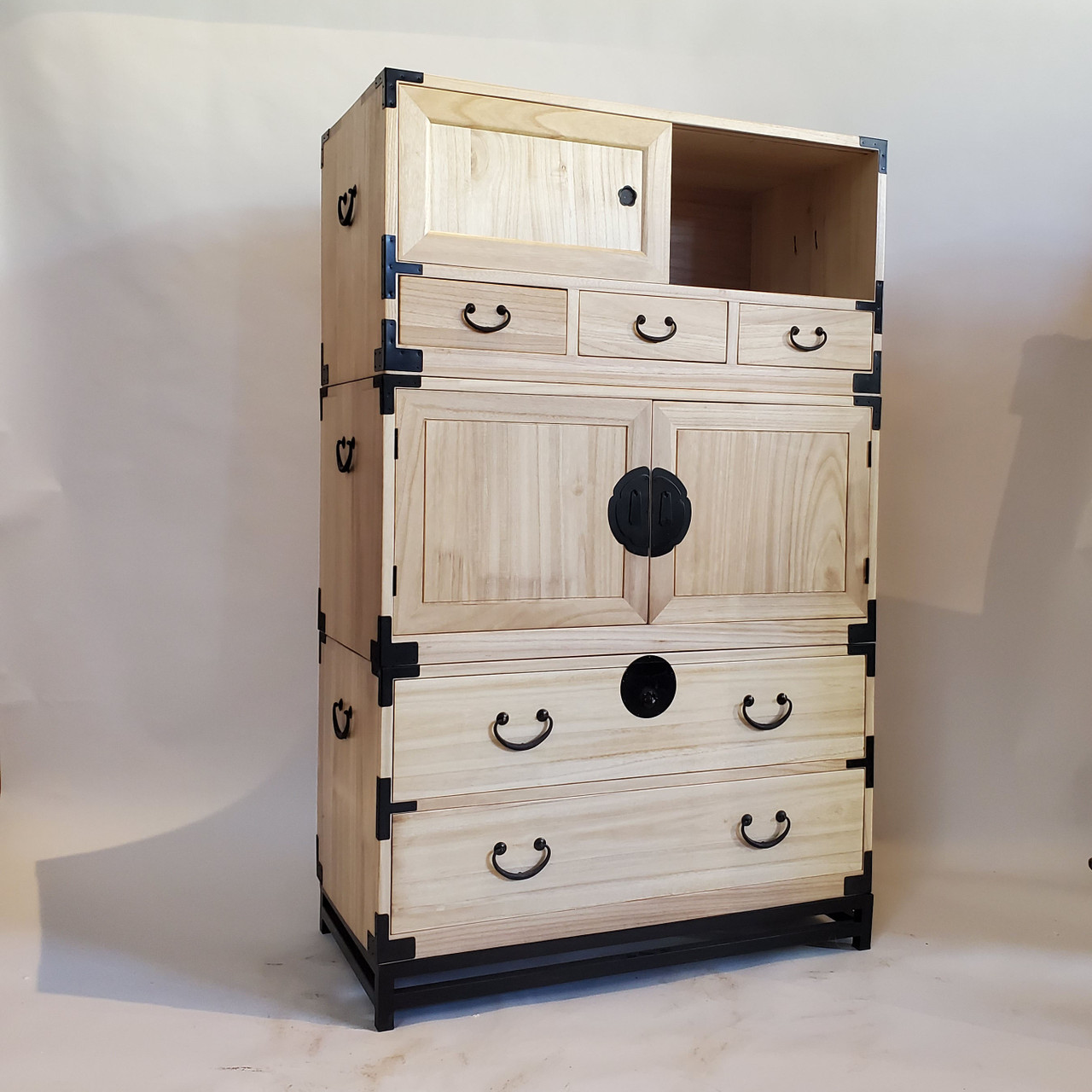 Japanese style 3 sections clothing chest. (KB21)