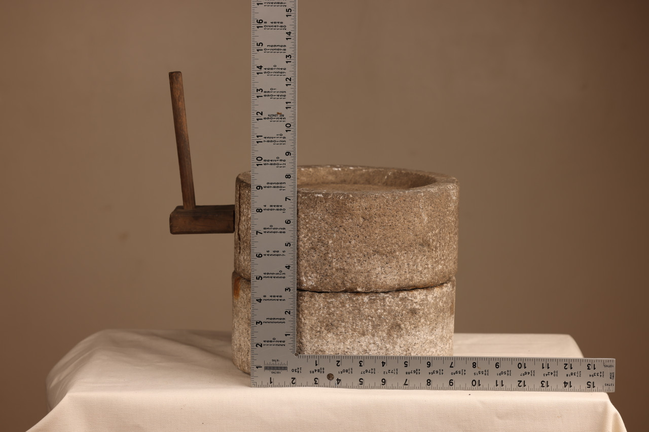 Vintage Japanese Stone Mill Grinder (22S-32)