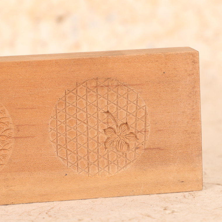 Vintage Japanese Kashigata Cake Mold (21N133-8)