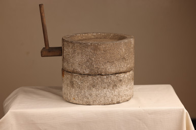 Vintage Japanese Stone Mill Grinder (22S-32)