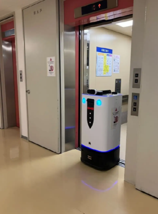 Japan's Sensid Robotics Demonstrates Indoor Delivery Robot at Hakodate ...