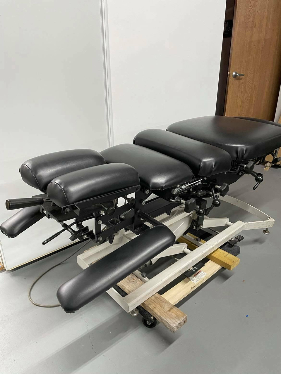 Flexion Distraction Drop Adjusting Chattanooga Ergostyle Chiropractic ...