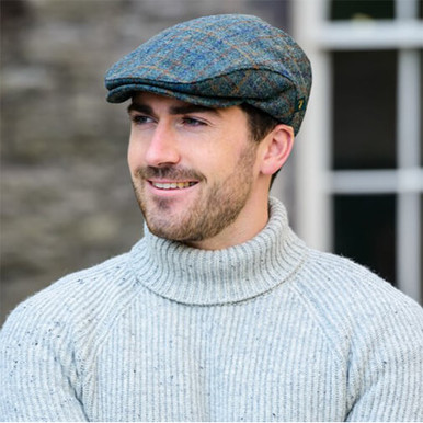 Men's Traditional Flat Cap in Blue Plaid Tweed | Made in Scotland