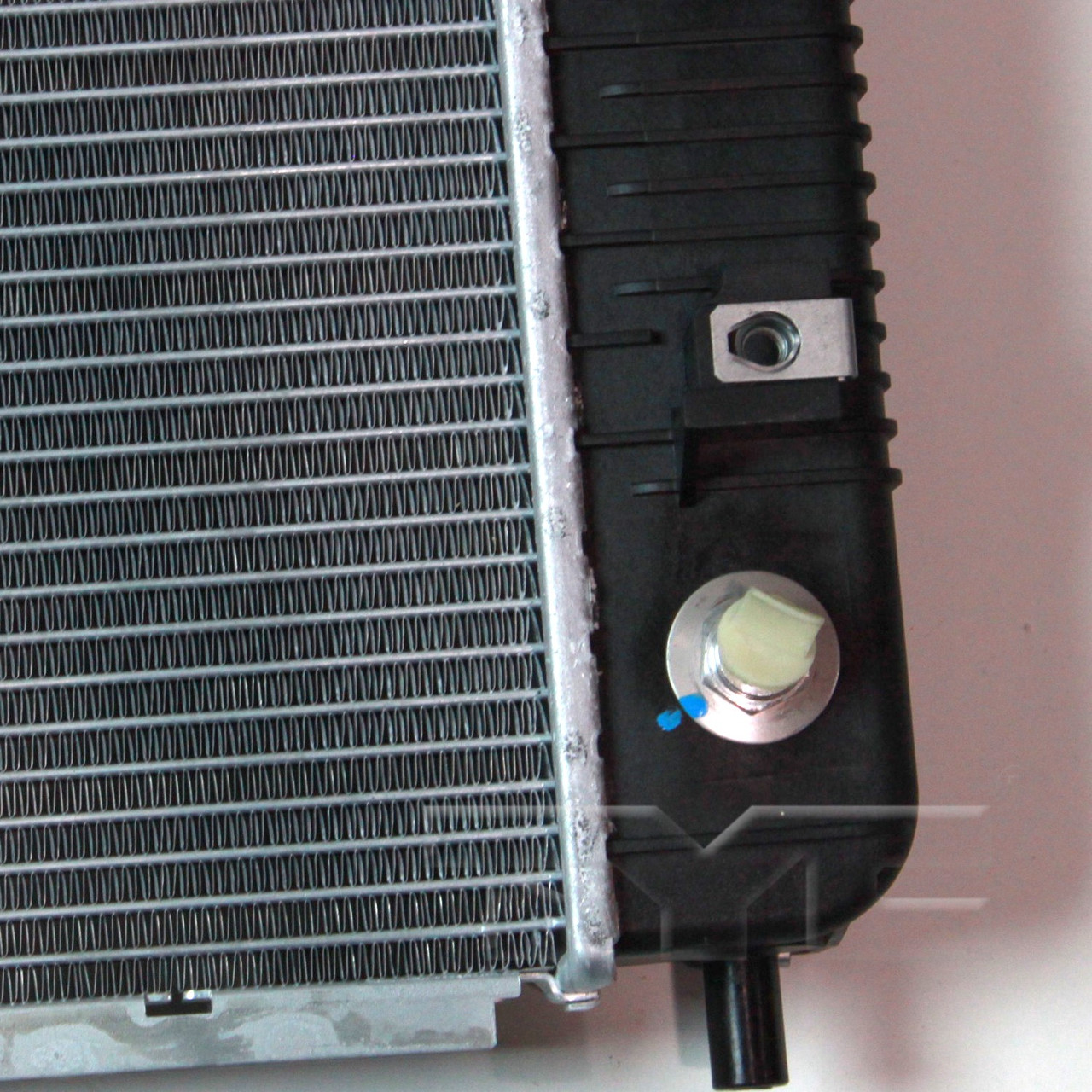 2010 Chevrolet Equinox Radiator 2.4L 4 Cylinder