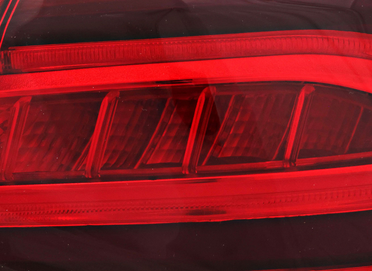 2016-2018 Mercedes Benz GLE Tail Light Passenger Right Side