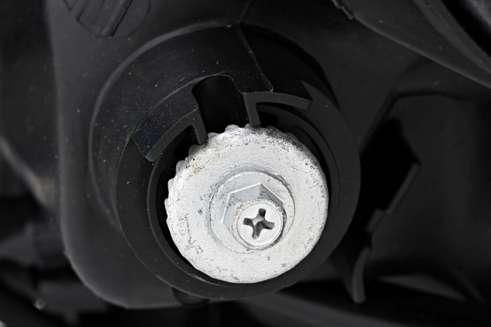 2015-2017 Subaru Legacy Headlight Passenger Right Side Halogen Black Trim