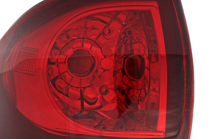2004-2005 Toyota RAV4 Tail Light Driver Left and Passenger Right Side