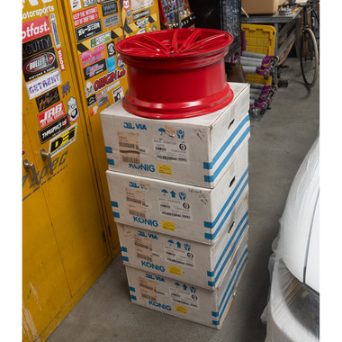 Konig Oversteer 18x9 5x114.3 ET22 (SET OF 5) - Limited Edition Gloss ...