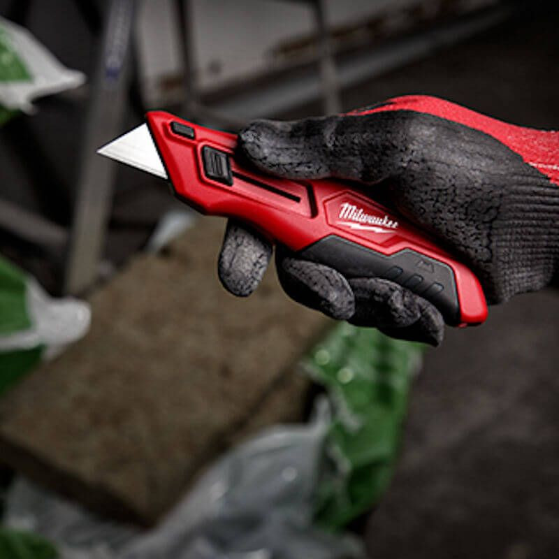 MILWAUKEE SIDE SLIDING UTILITY KNIFE 4932471359 | ToolForce