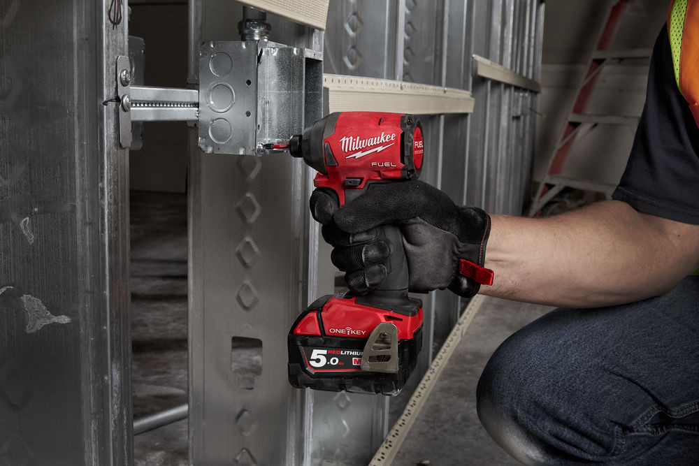 Milwaukee M18 FUEL One-key Percussion Drill & Impact Driver Powerpack ...