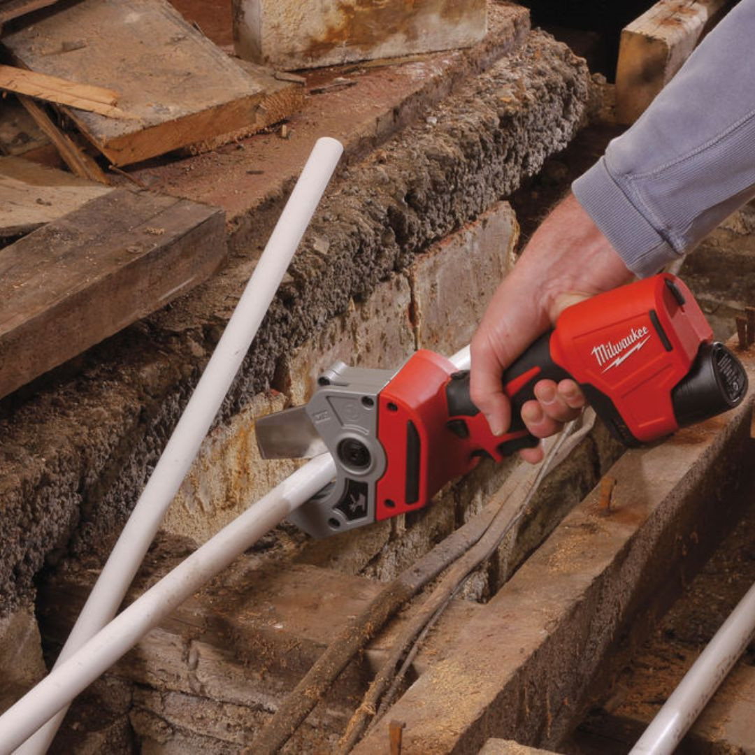Milwaukee M12 Sub Compact Pex Pipe Cutter C12PPC-0| Toolforce.ie
