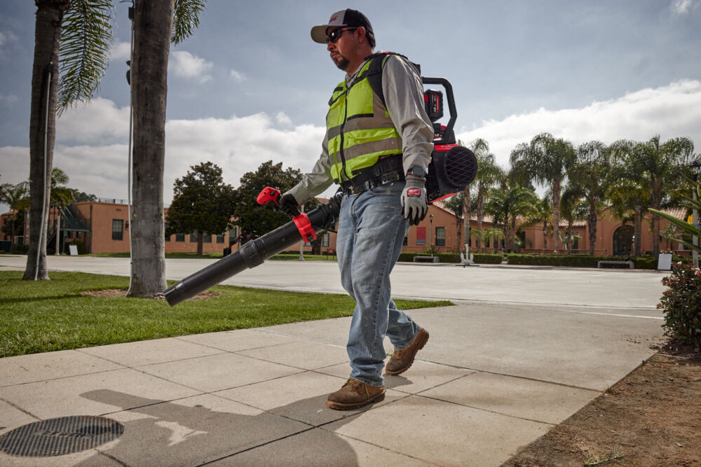 Milwaukee M18F2BPB M18 Fuel Dual Battery Backpack Leaf Blower | Toolforce