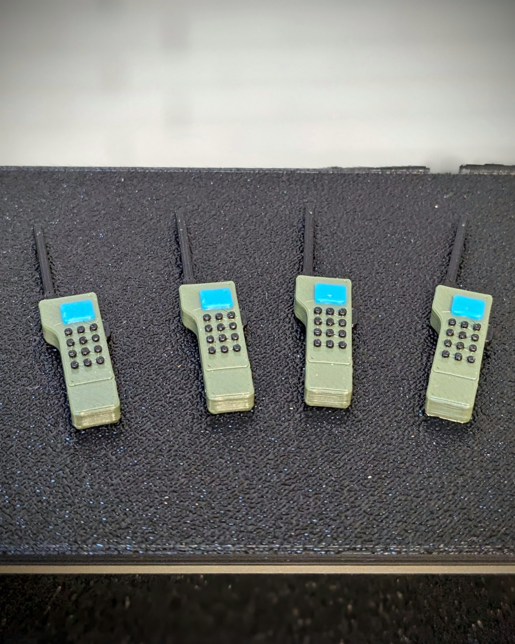Handheld Radio 4-Pack Walkie Talkies