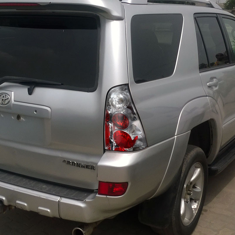 Spec-D 2003-2005 Toyota 4Runner Tail Lights (Chrome Housing Clear Lens ...