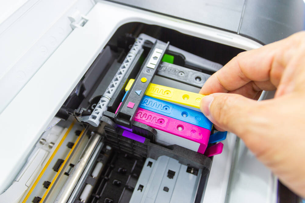 All You Need to Know About Replacing Printer Cartridge - LAInks ...