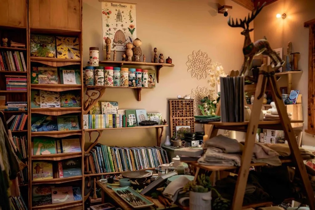10 Magical Book Spaces for Kids from Around the World - KindtoKidz Toys ...