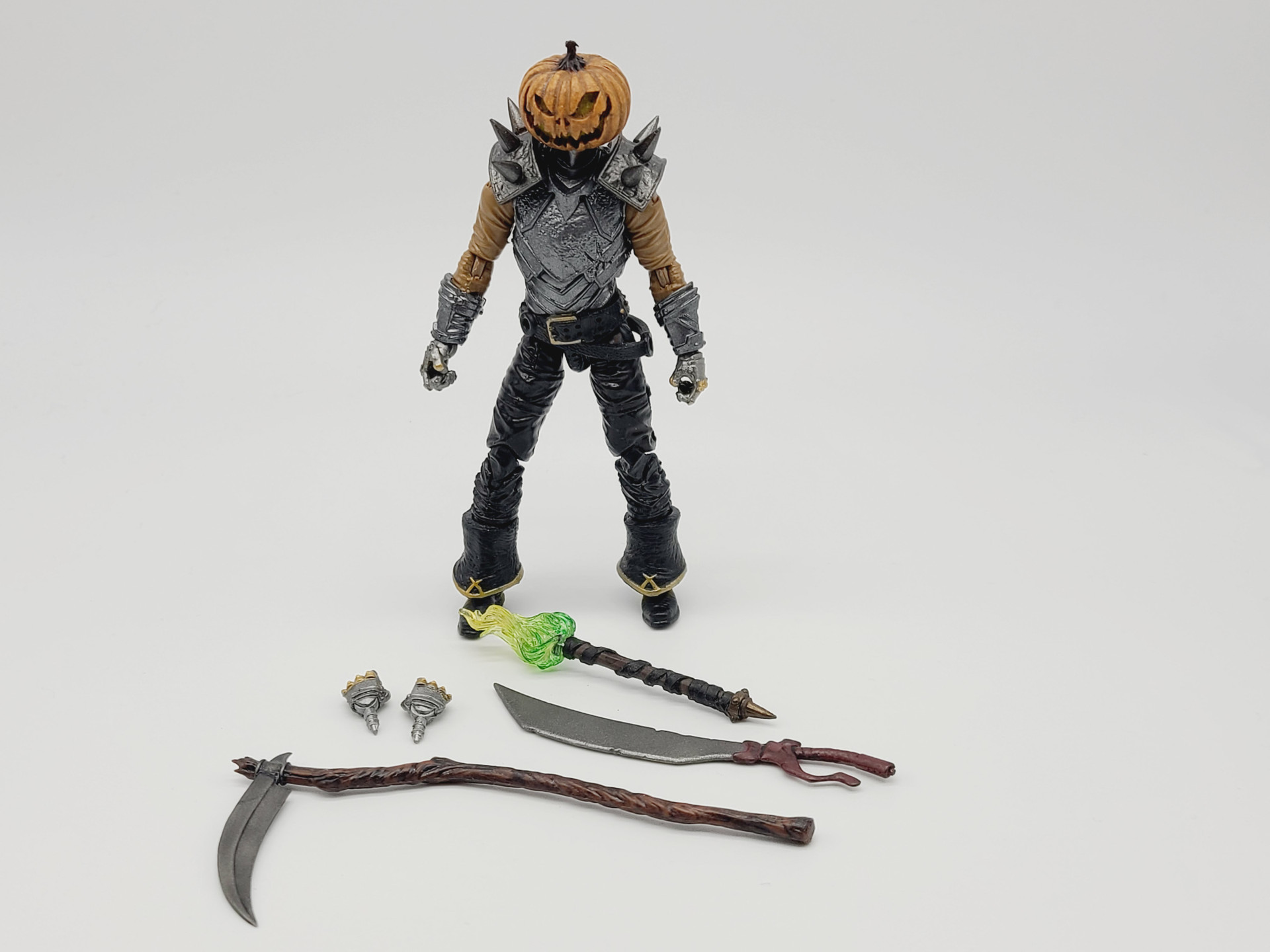 Vitruvian Armory - Vitruvian HACKS by Boss Fight Studio 1/18 scale ...