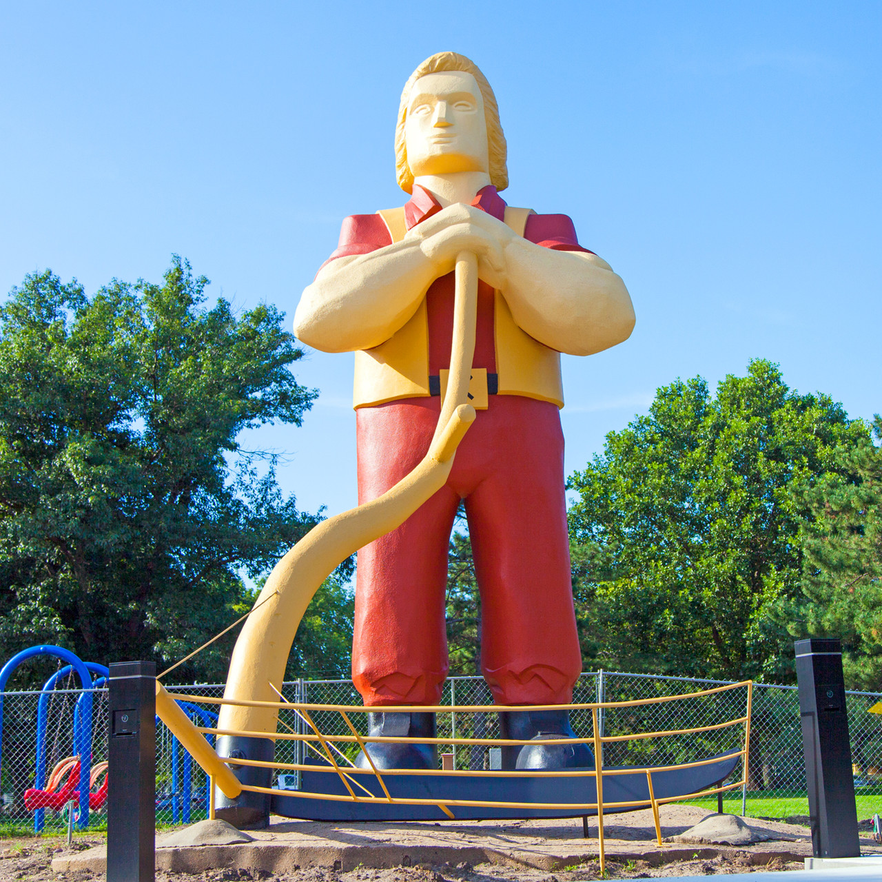 Johnny Kaw Statue