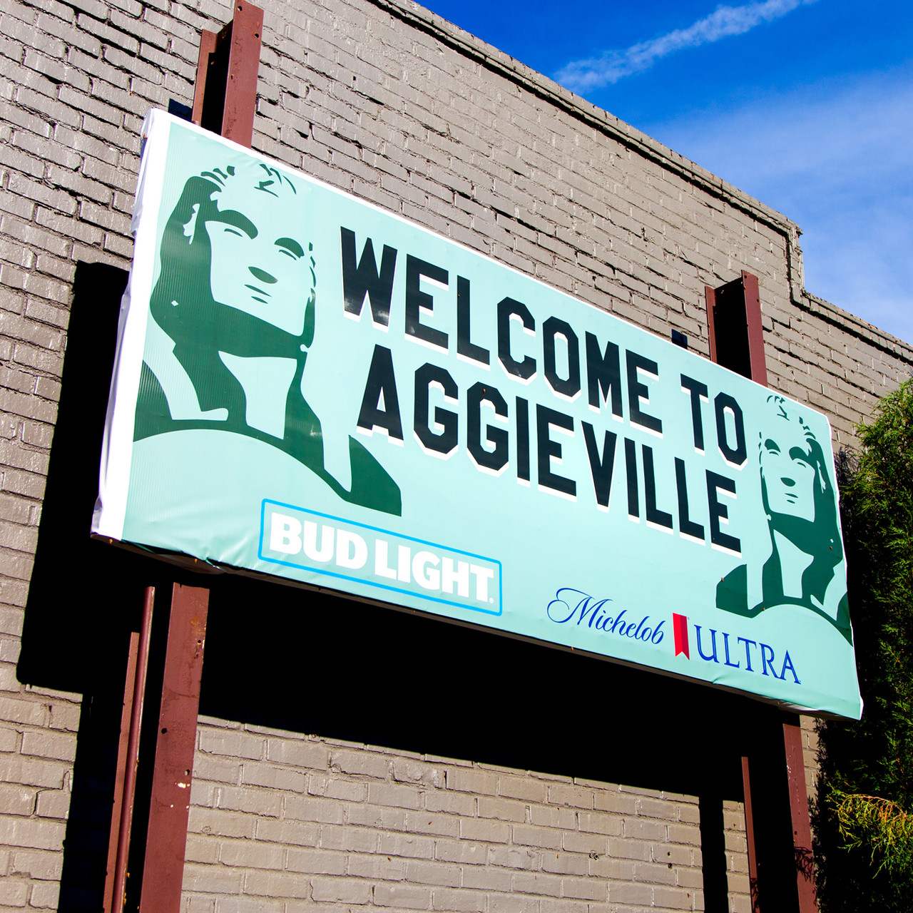 Welcome to Aggieville