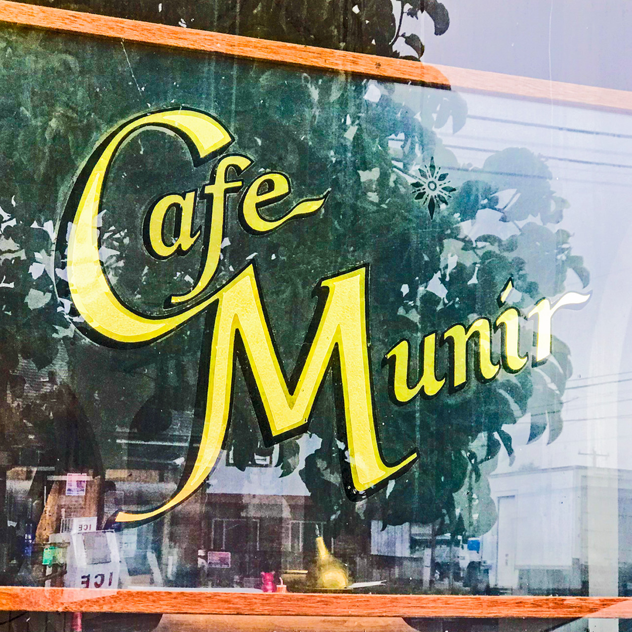 Cafe Munir