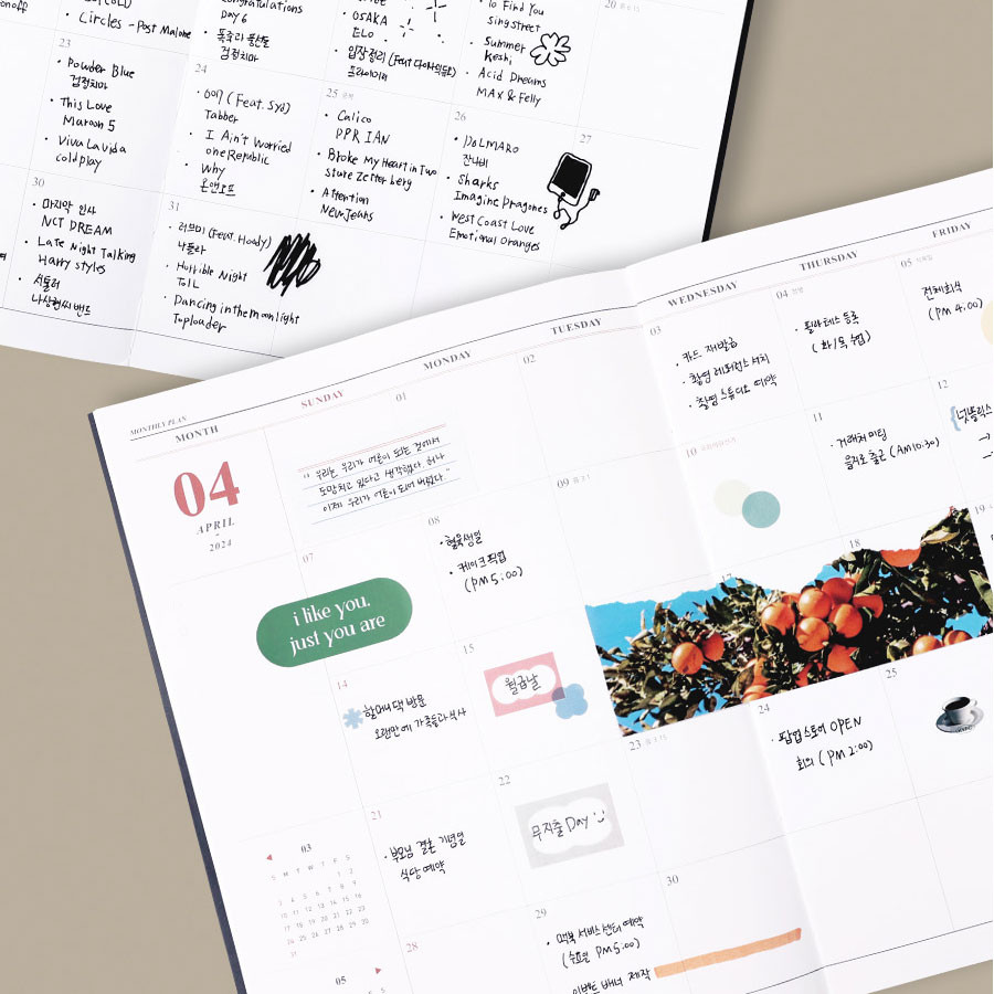 2024 The Classic B5 Dated Monthly Planner Scheduler Journal