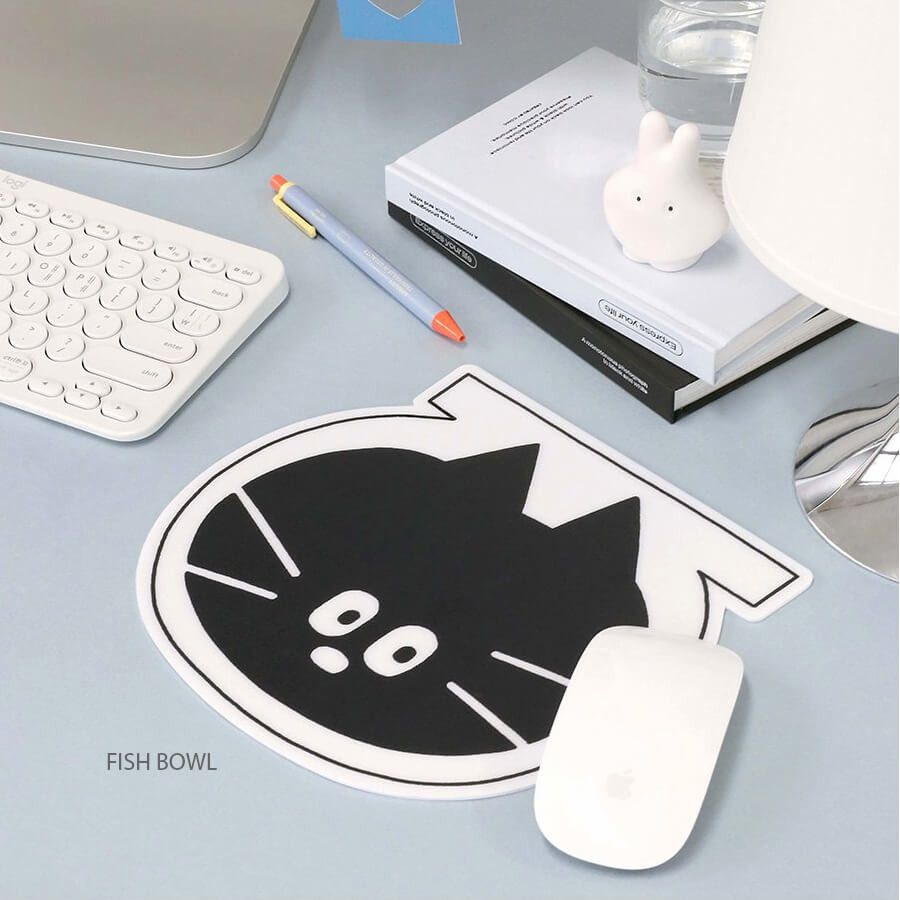Iconic Doodle Mouse Pad 01-04: Non-Slip Grip & Smooth Glide