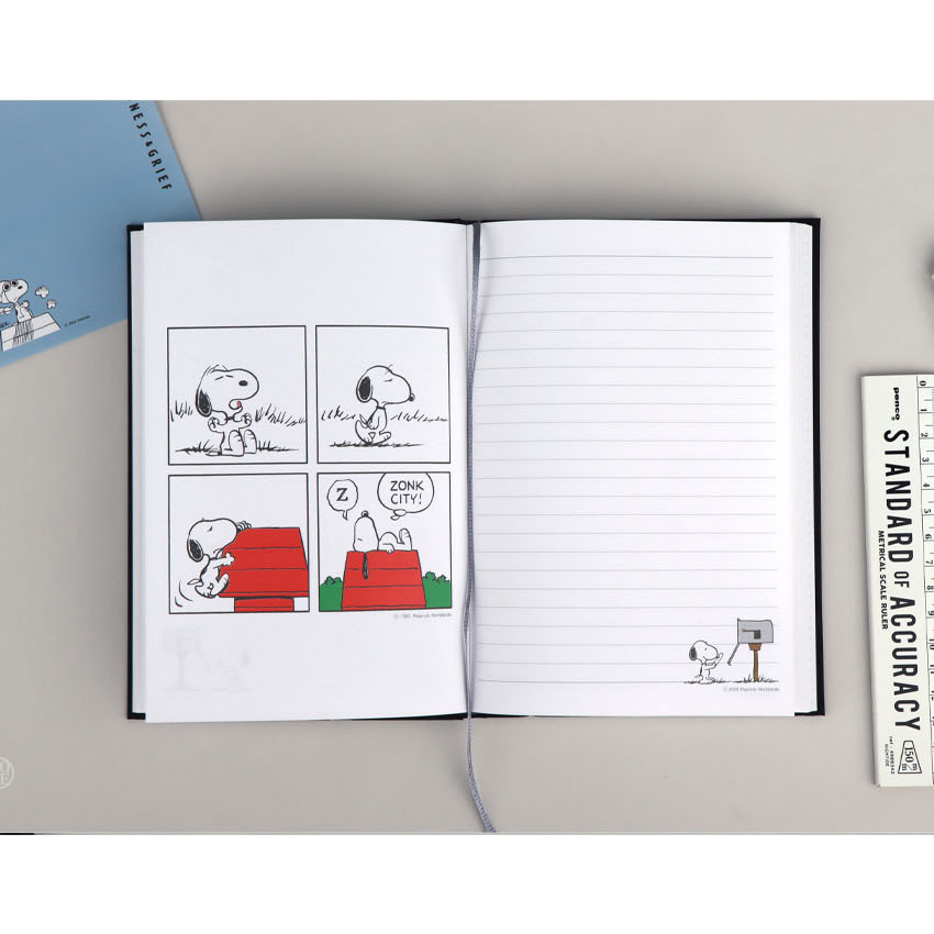 PEANUTS Snoopy 2026 Monthly Planner | Premium 14-Month