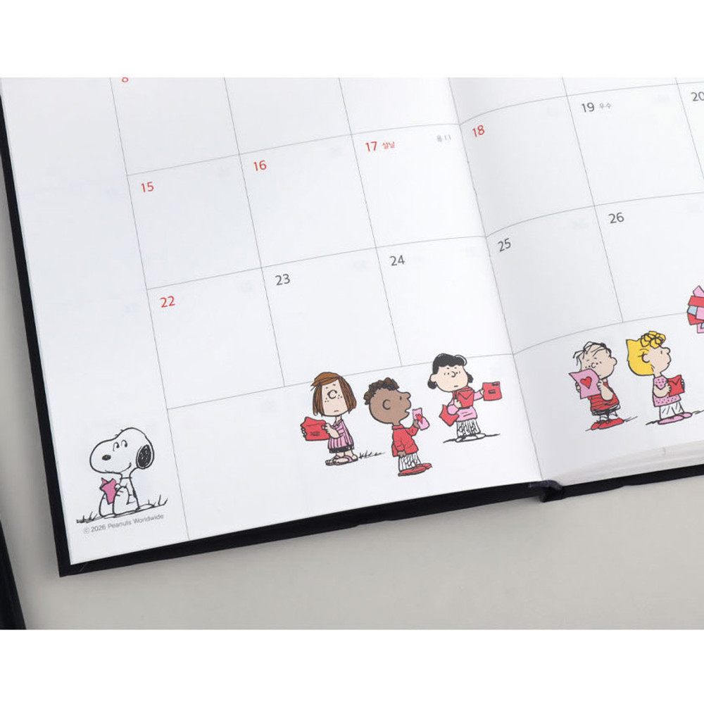 PEANUTS Snoopy 2026 Monthly Planner | Premium 14-Month