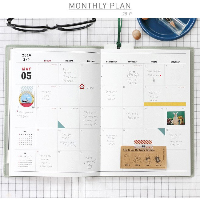 2016 Iconic large monthly dated planner scheduler - fallindesign