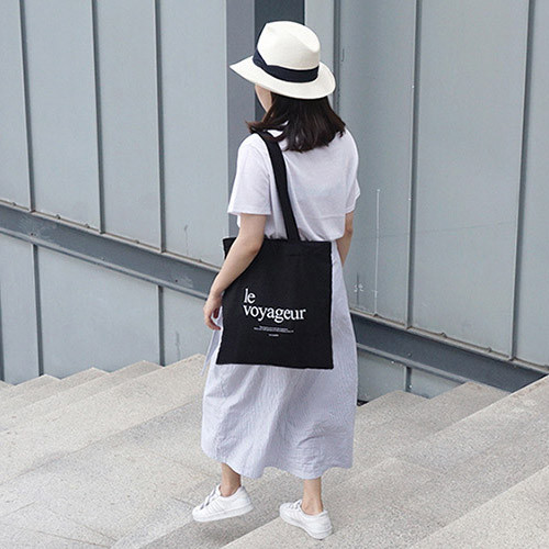 Seeso Le voyageur black cotton shoulder tote bag - fallindesign