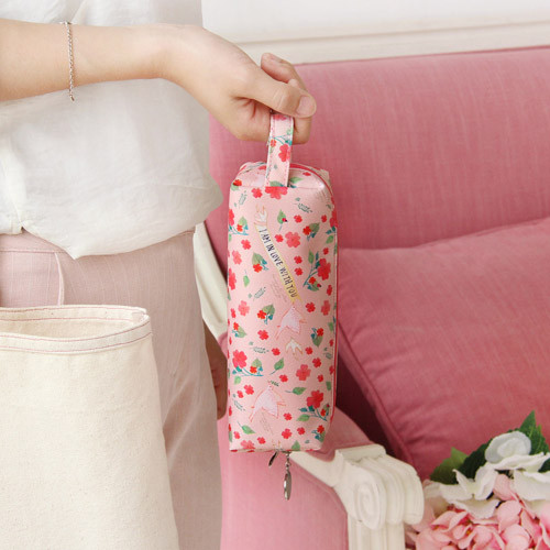 Indigo Willow pattern cube pencil case with strap - fallindesign