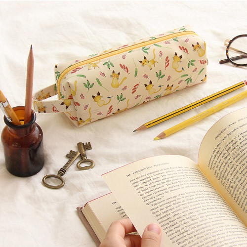 Indigo Willow pattern cube pencil case with strap - fallindesign