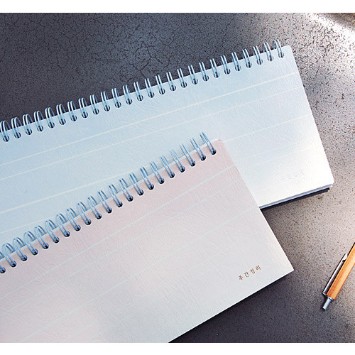 eedendesign Gradation spiral undated weekly desk planner