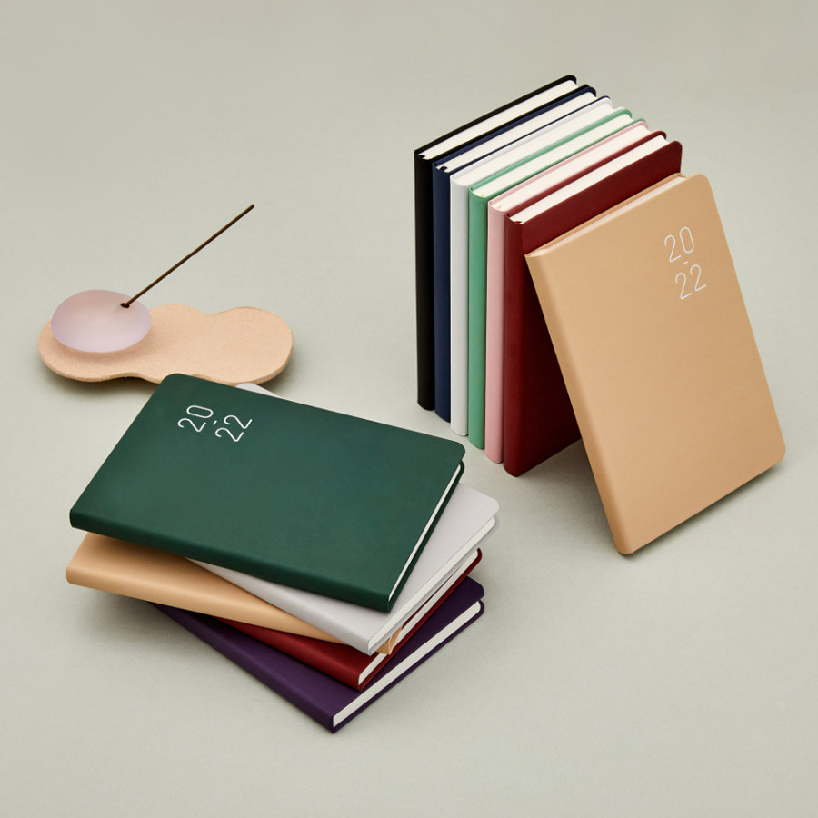 ICONIC 2022 Simple Large Dated Monthly Diary Planner