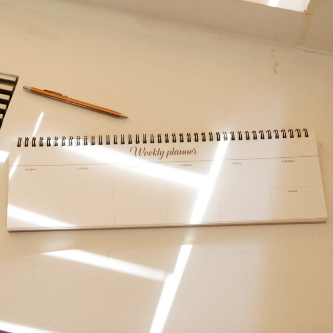 Wanna This Calli undated weekly desk planner - Fallingdeisgn