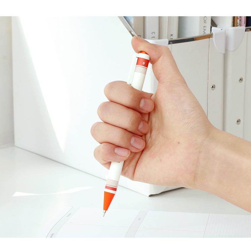 Iconic Mild Quick Drying Retractable Color Gel Pen 0.38mm