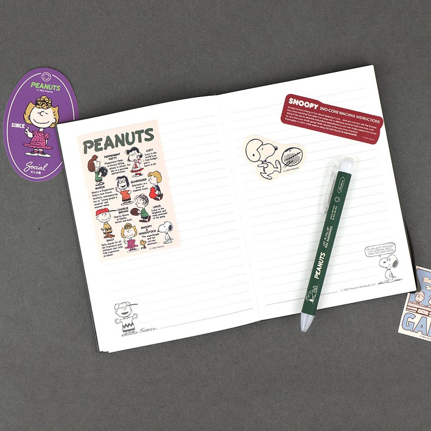 PEANUTS Snoopy Hardcover B6 Lined Notebook