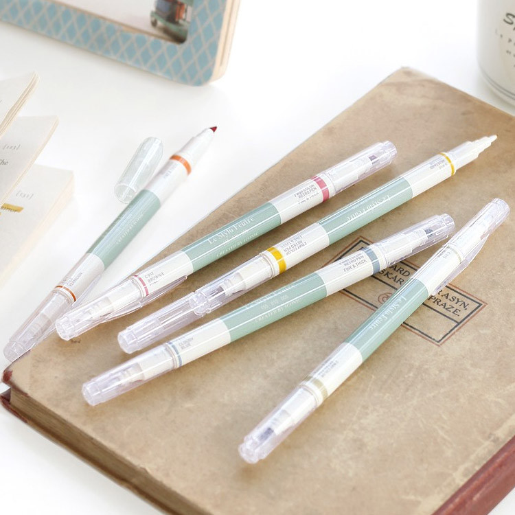Iconic 5 retro colors double ended highlighter pen